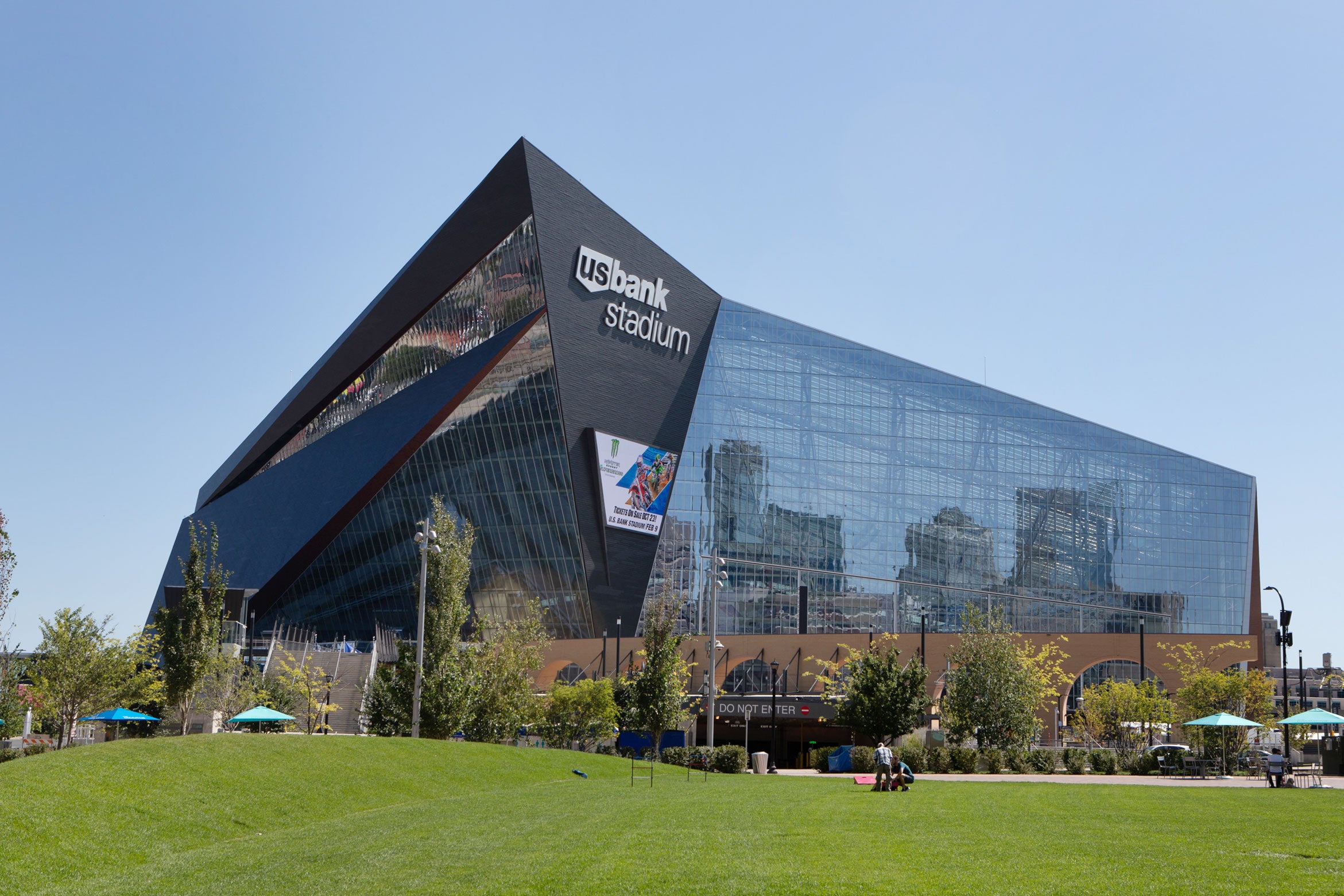 Minnesota's Newest Sports Stadiums Take Very Different Approaches to ...